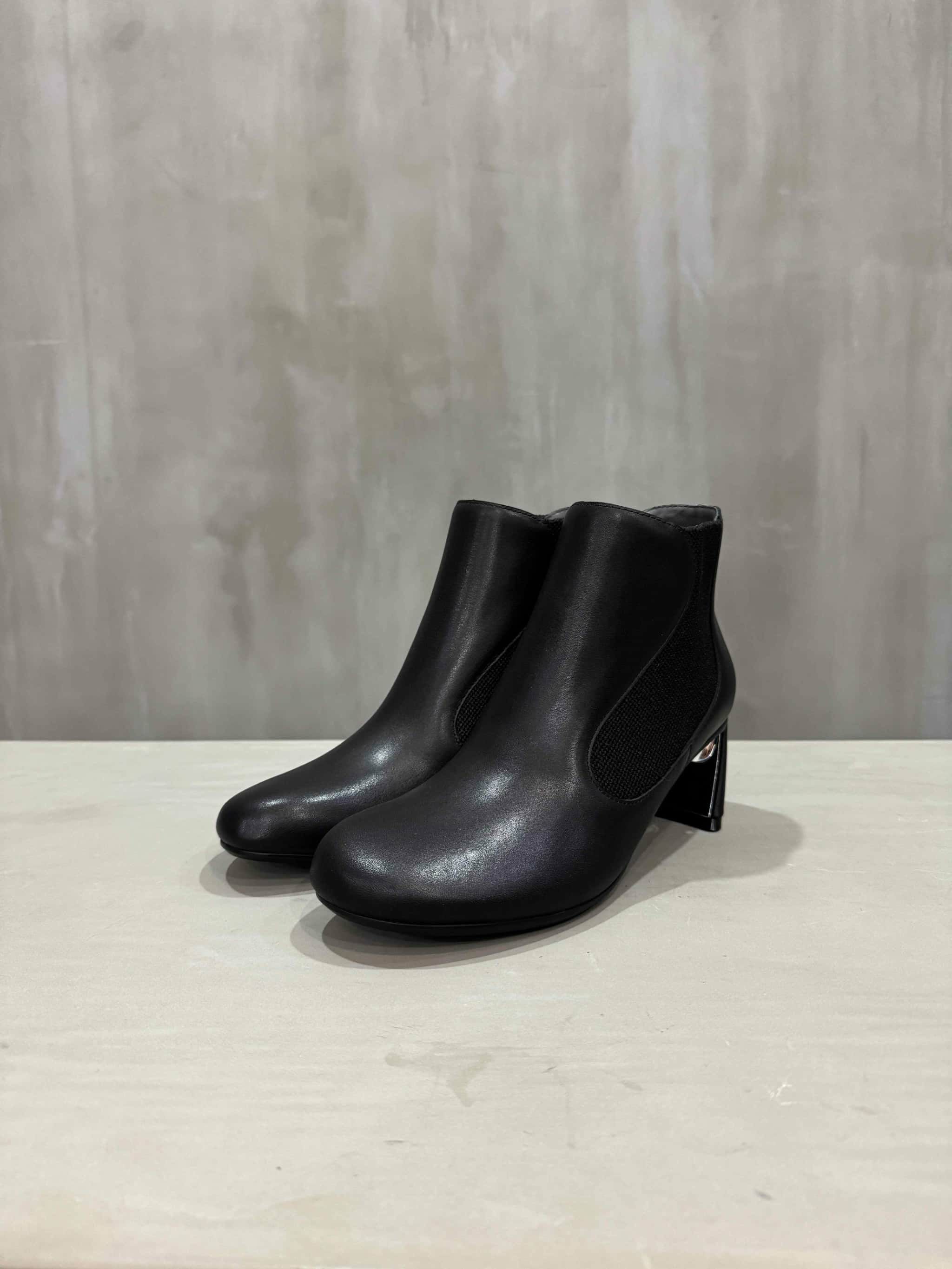 UNITED NUDE（ユナイテッドヌード）｜Zuma Flow Mid｜76450005 | MFG WEBSTORE